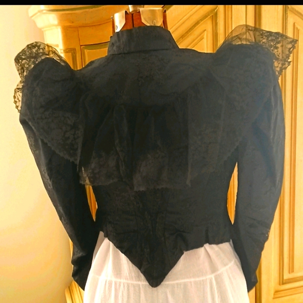 Rare Victorian/ Edwardian Blouson/ Bodice! - Gem